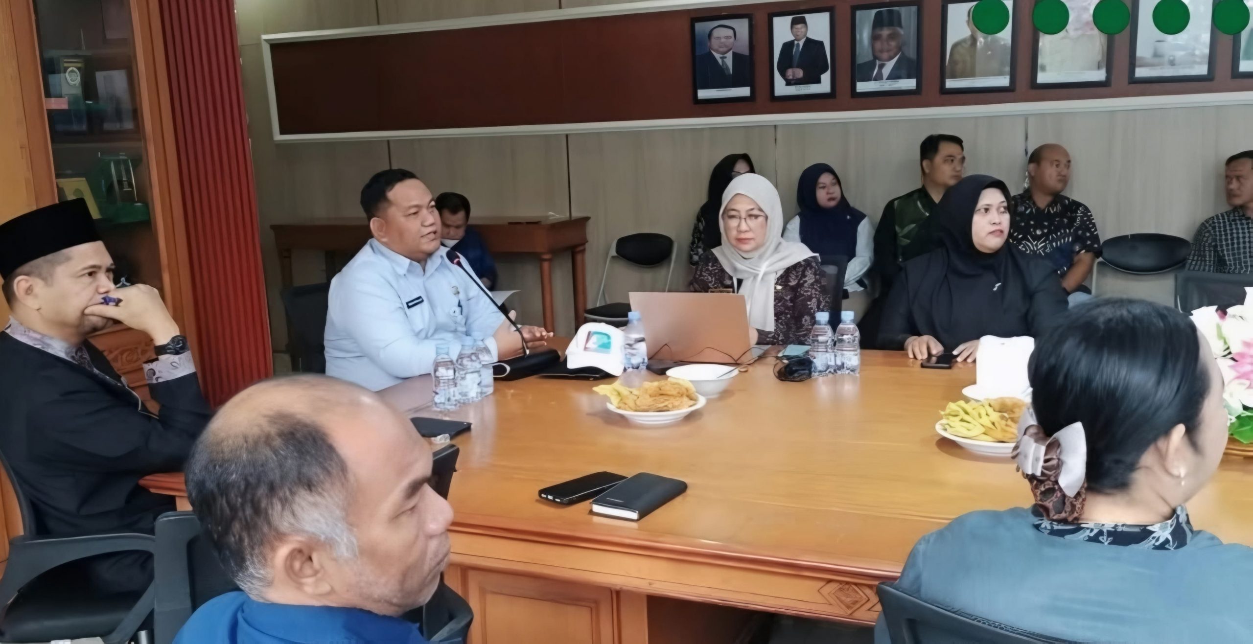 DPMD Kukar Tertibkan Arsip Lama Demi Perkuat Layanan Publik yang Transparan - Berita Terkini ...